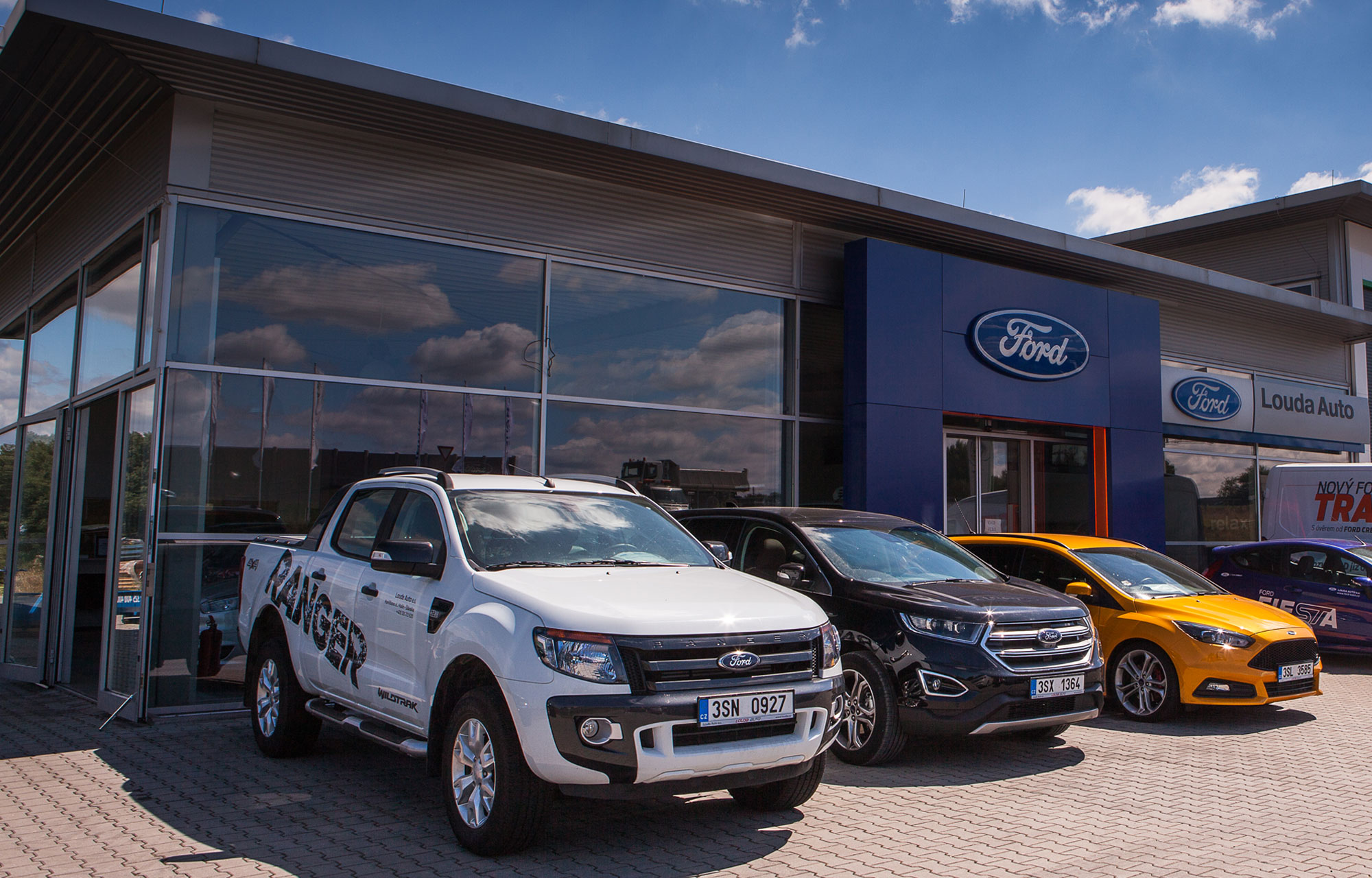 Kontakty Louda Auto | Autorizovaný partner Ford v Kolíně